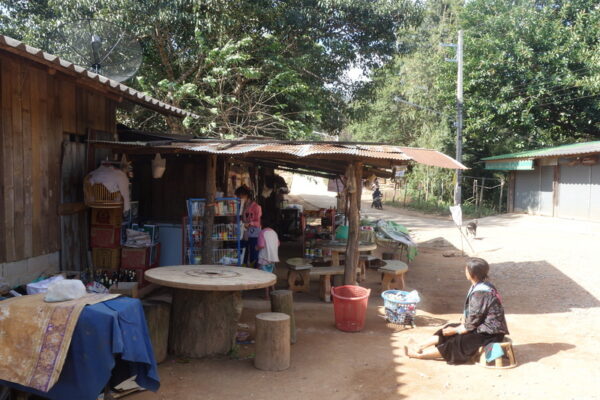 Hmong Hill Tribe – Culture and Villages in Chiang Mai